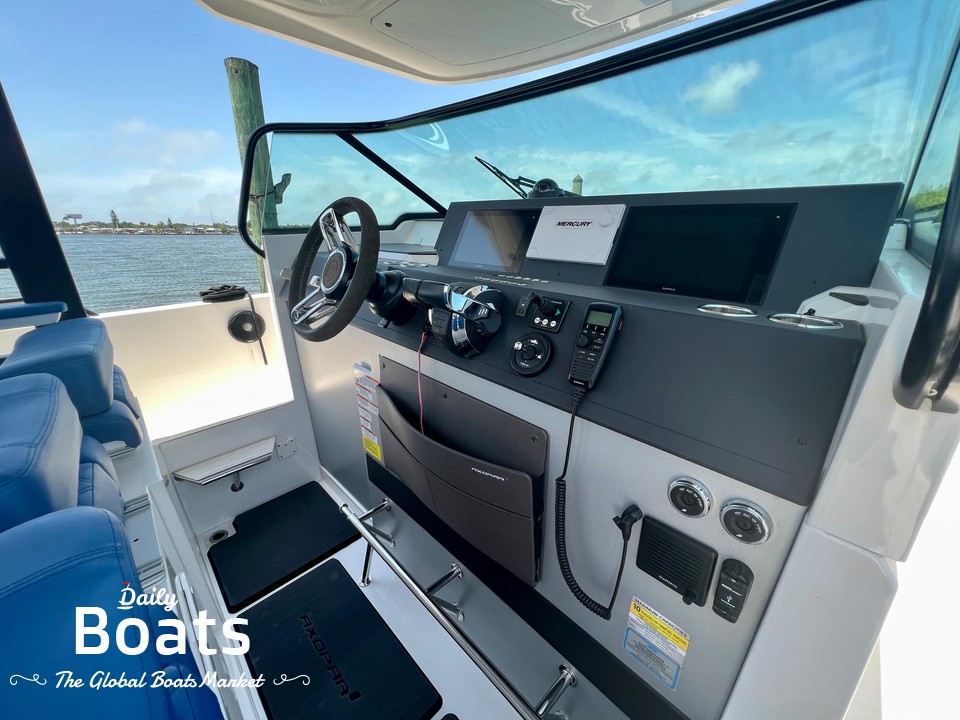 2019 Axopar 37 Sun Top for sale. View price, photos and Buy 2019 Axopar ...