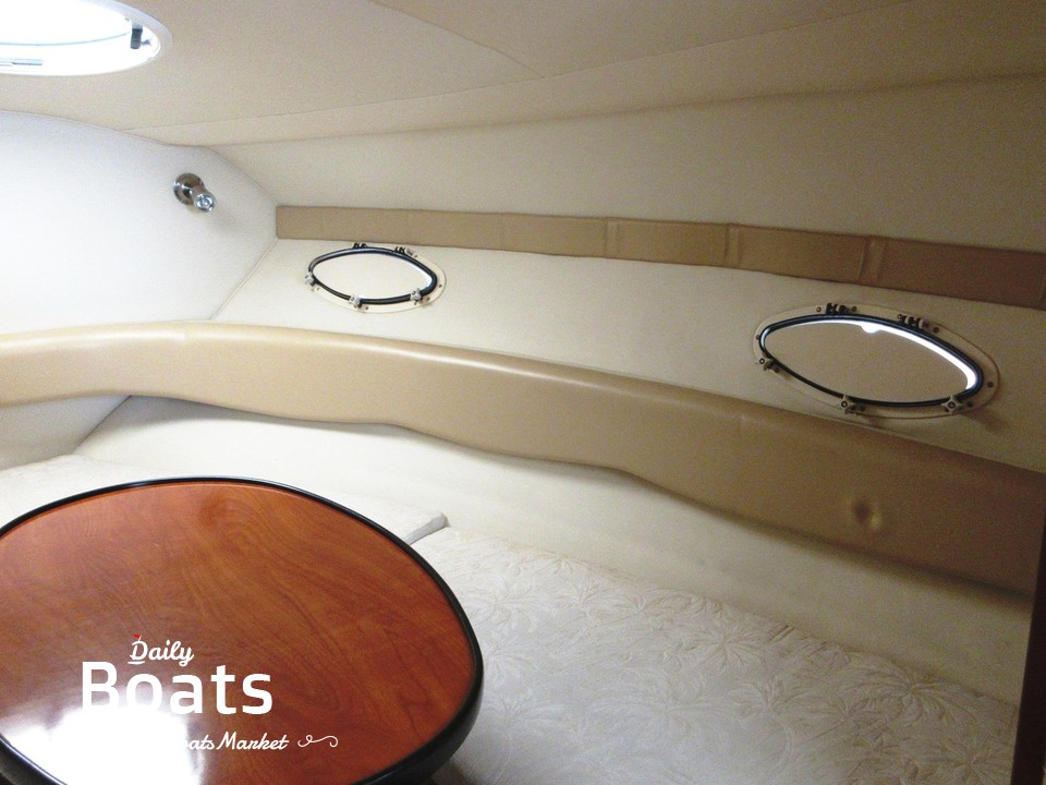 2005 Larson Cabrio 274 Express for sale. View price, photos and Buy ...