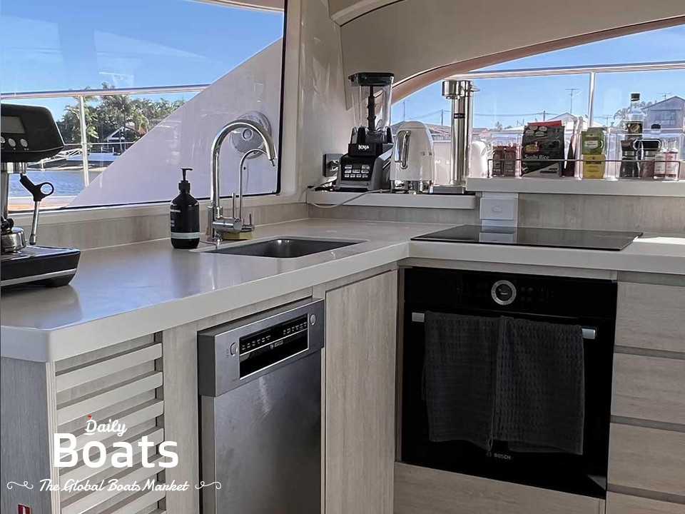 2016 Leopard 43 Power Cat for sale. View price, photos and Buy 2016 ...