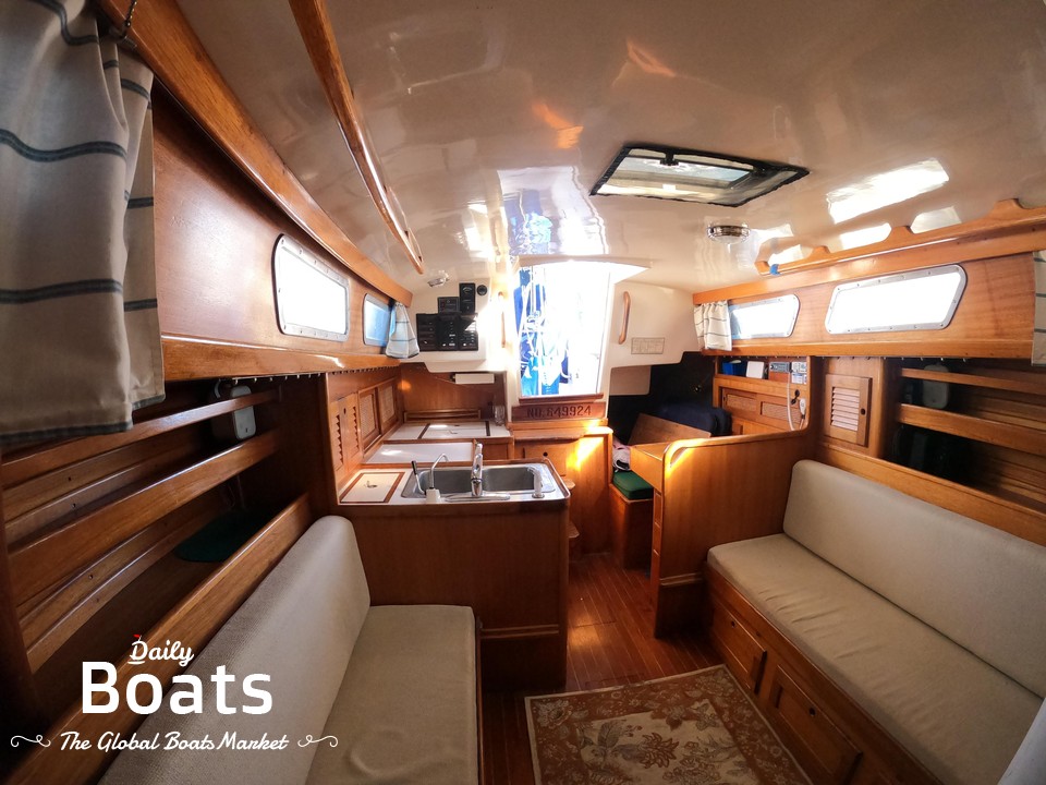1982 Bristol 35.5 for sale. View price, photos and Buy 1982 Bristol 35. ...