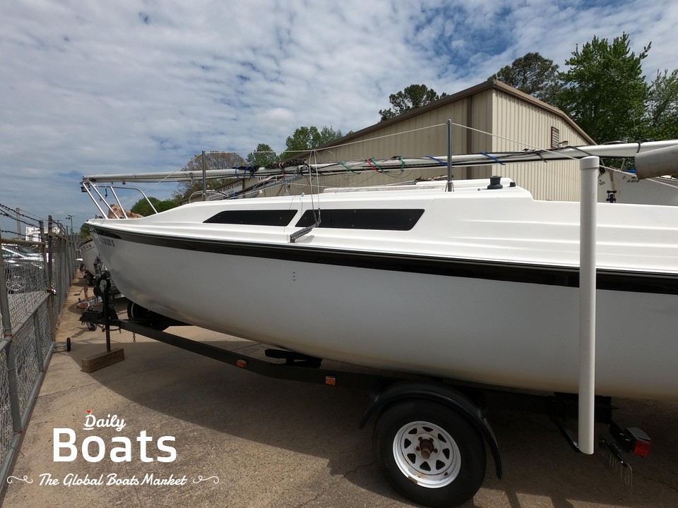 1990 MacGregor 26D for sale. View price, photos and Buy 1990 MacGregor ...