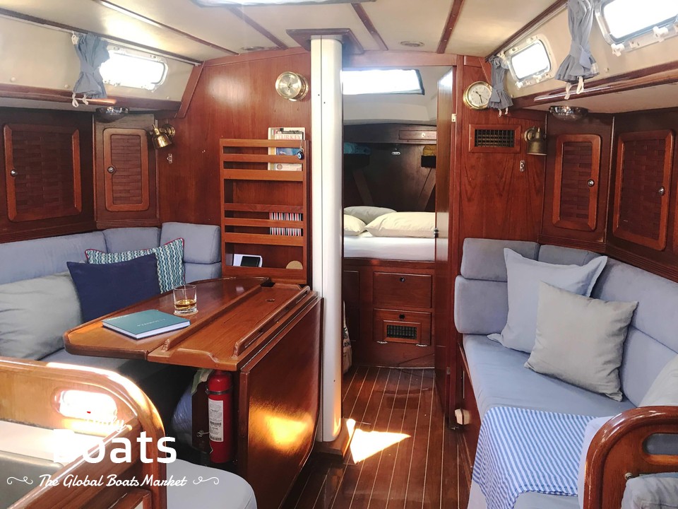 1989 Sabre 38 Mkii for sale. View price, photos and Buy 1989 Sabre 38 ...