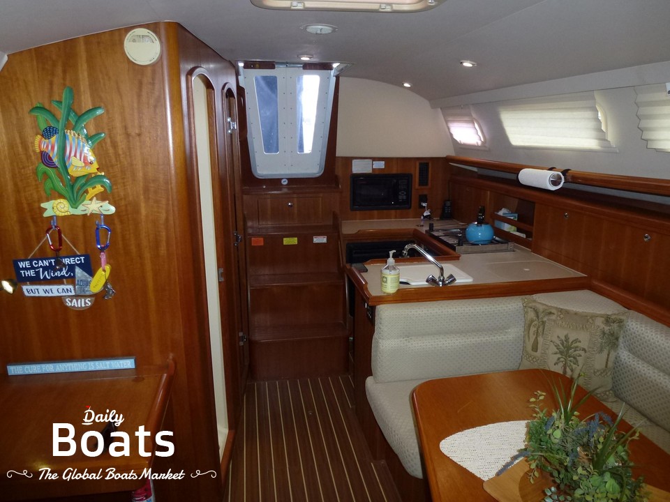 2006 Hunter 33 for sale. View price, photos and Buy 2006 Hunter 33 #278761