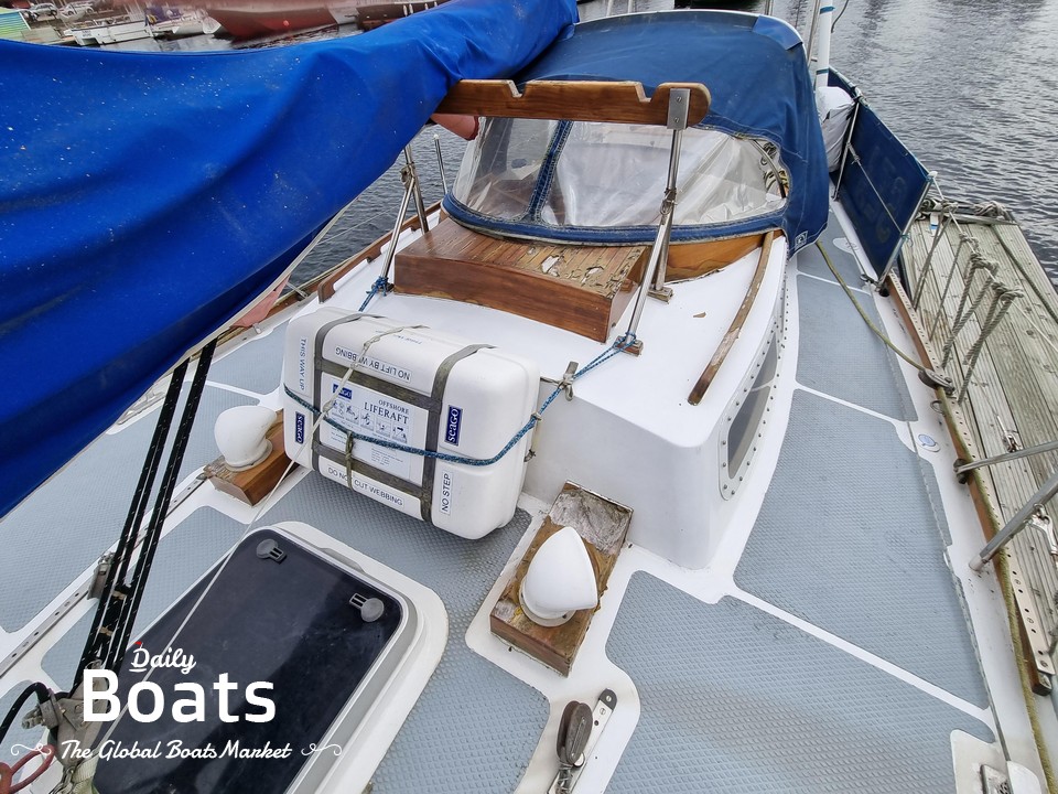 1988 Ebbtide 33 for sale. View price, photos and Buy 1988 Ebbtide 33 ...