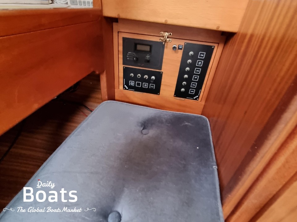 1988 Ebbtide 33 for sale. View price, photos and Buy 1988 Ebbtide 33 ...