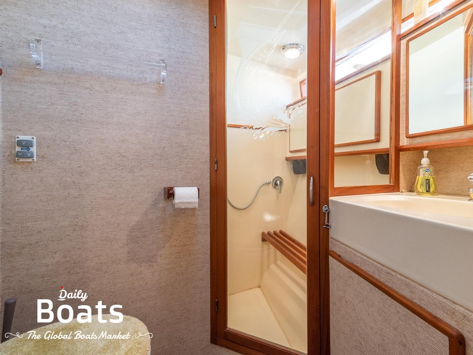 1988 Mikelson 48 Sedan for sale. View price, photos and Buy 1988 ...