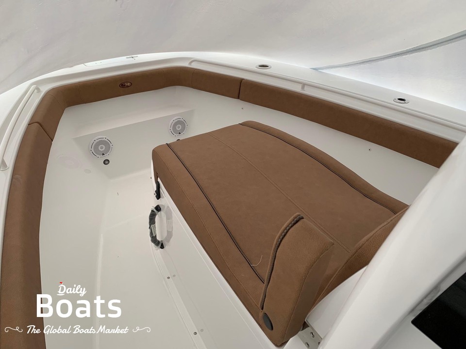 2022 Sea Hunt Gamefish 27 Cb for sale. View price, photos and Buy 2022 ...