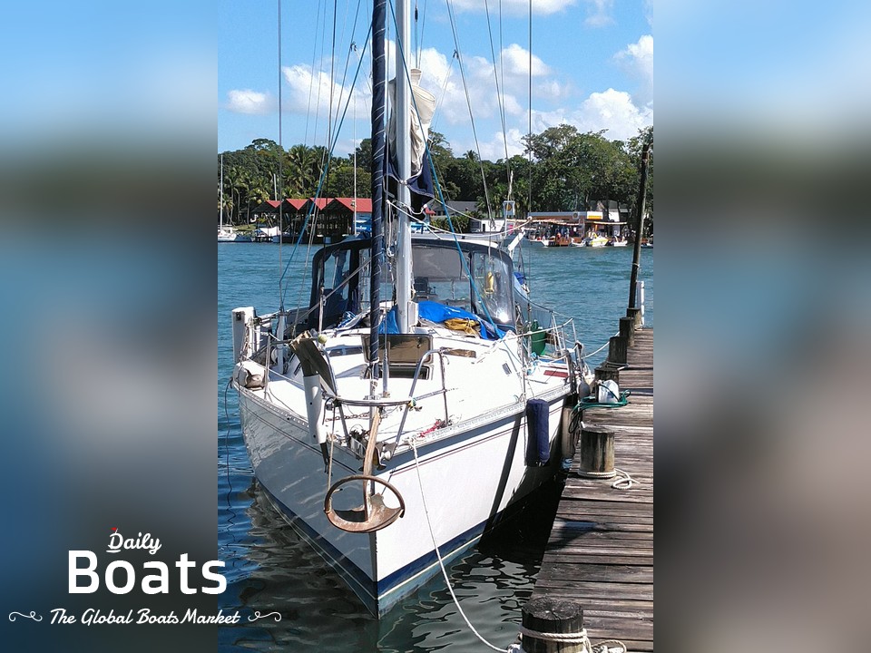 1994 Hunter Legend 37.5 for sale. View price, photos and Buy 1994 ...