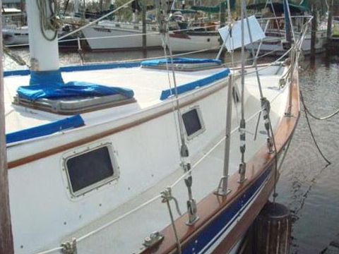 1982 Endeavour 40'Center Cockpit for sale. View price, photos and Buy ...
