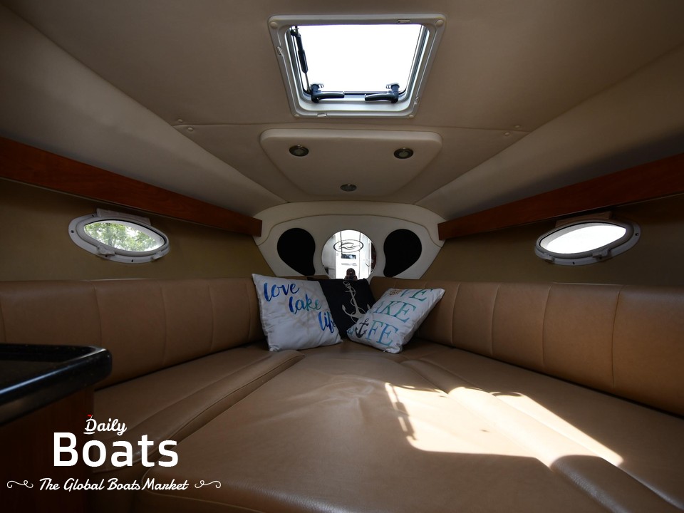 2012 Rinker 260 Express Cruiser for sale. View price, photos and Buy ...