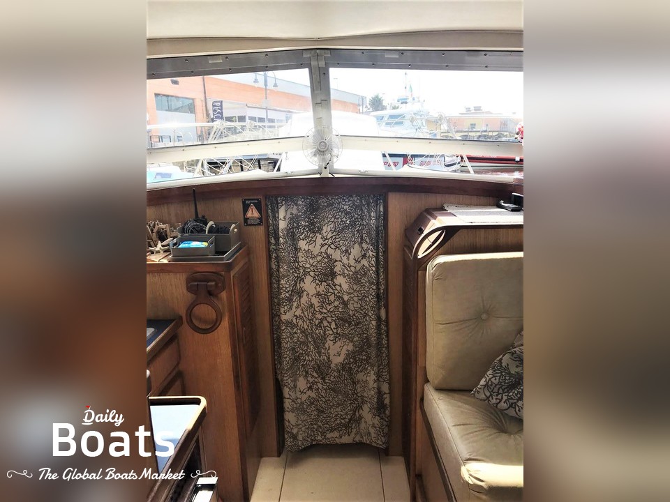 1985 Bertram 28 Flybridge Cruiser for sale. View price, photos and Buy 1985 Bertram 28 Flybridge ...