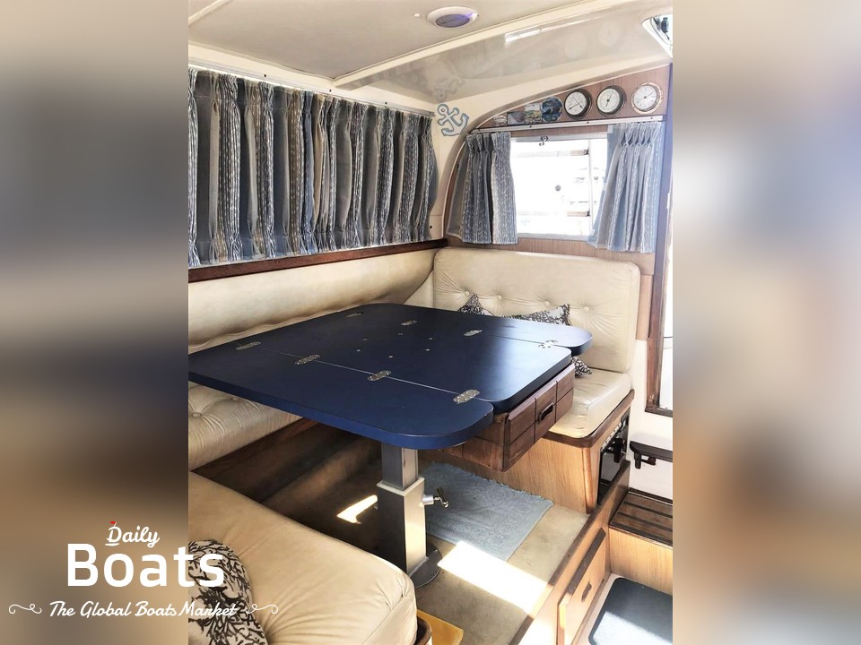 1985 Bertram 28 Flybridge Cruiser for sale. View price, photos and Buy 1985 Bertram 28 Flybridge ...