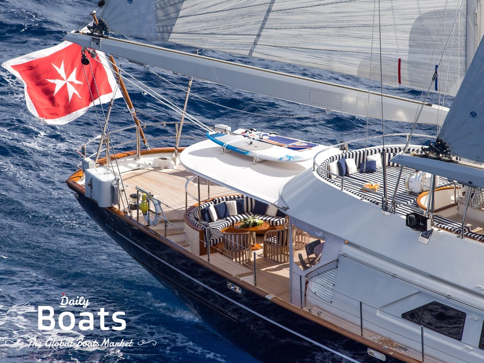 2001 Perini Navi 40 for sale. View price, photos and Buy 2001 Perini ...