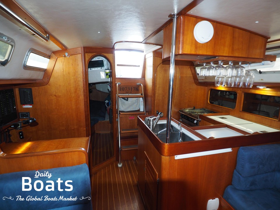 1998 J Boats J/42 for sale. View price, photos and Buy 1998 J Boats J ...