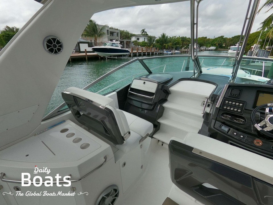 2018 Monterey 335 Sport Yacht for sale. View price, photos and Buy 2018 ...