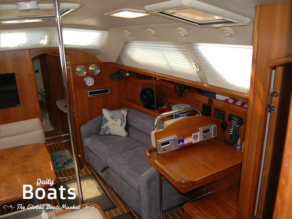 2006 Hunter 41 Deck Salon for sale. View price, photos and Buy 2006 ...