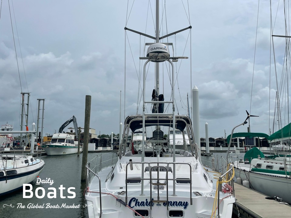 1993 Hunter Passage 42 for sale. View price, photos and Buy 1993 Hunter ...