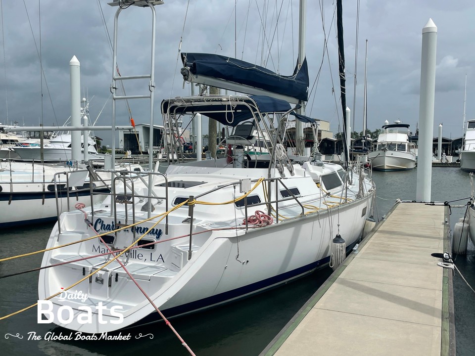 1993 Hunter Passage 42 for sale. View price, photos and Buy 1993 Hunter ...