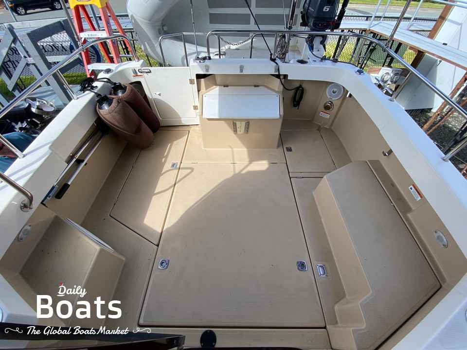 2014 Ranger Tugs R27 for sale. View price, photos and Buy 2014 Ranger ...