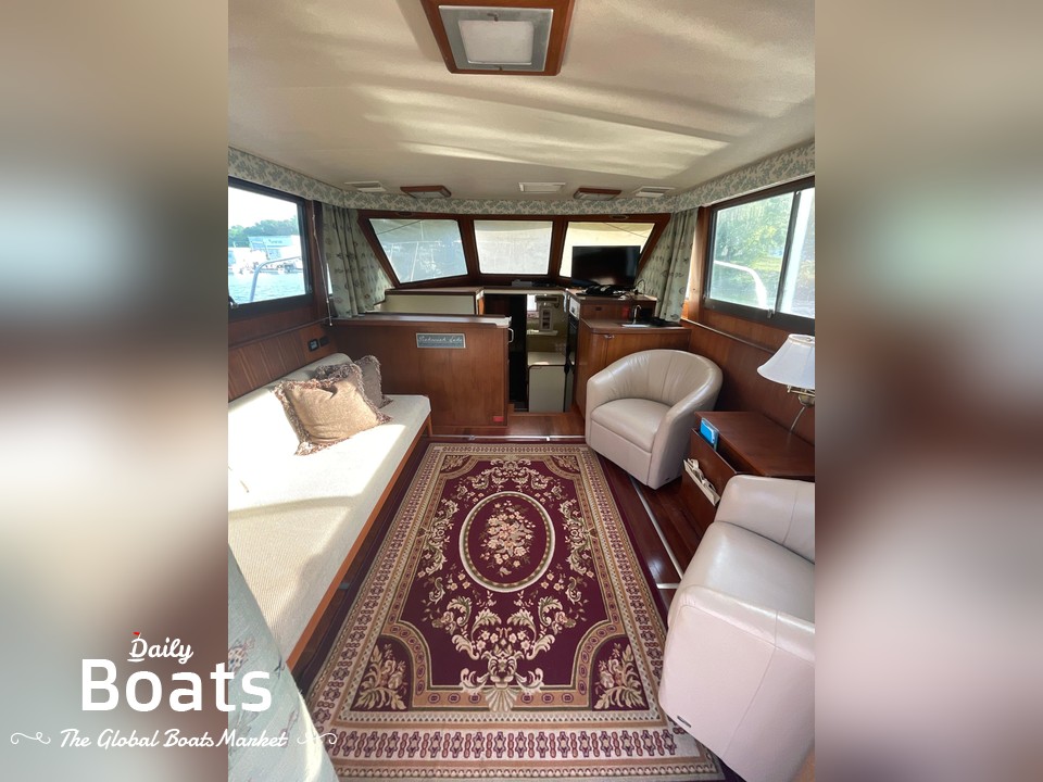 1986 Hatteras 36 Sedan Cruiser for sale. View price, photos and Buy ...