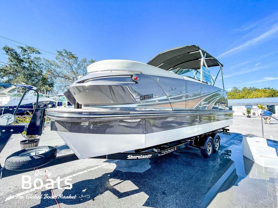 2018 Larson Escape Dc Triple Ttt for sale. View price, photos and Buy ...