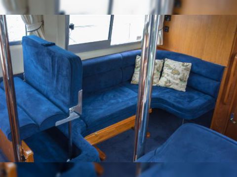 2001 Hardy Commodore 36 for sale. View price, photos and Buy 2001 Hardy ...