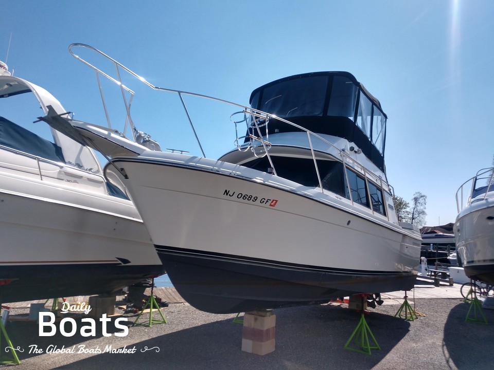 1987 Carver Mariner 28 for sale. View price, photos and Buy 1987 Carver ...