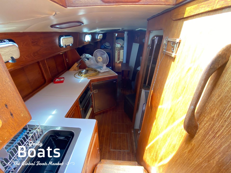 1982 Irwin Citation 40 for sale. View price, photos and Buy 1982 Irwin ...