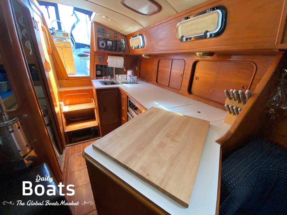 1982 Irwin Citation 40 for sale. View price, photos and Buy 1982 Irwin ...