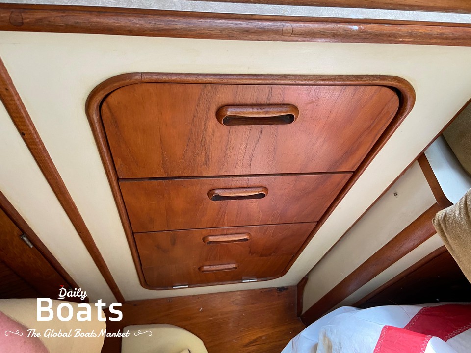 1982 Irwin Citation 40 for sale. View price, photos and Buy 1982 Irwin ...