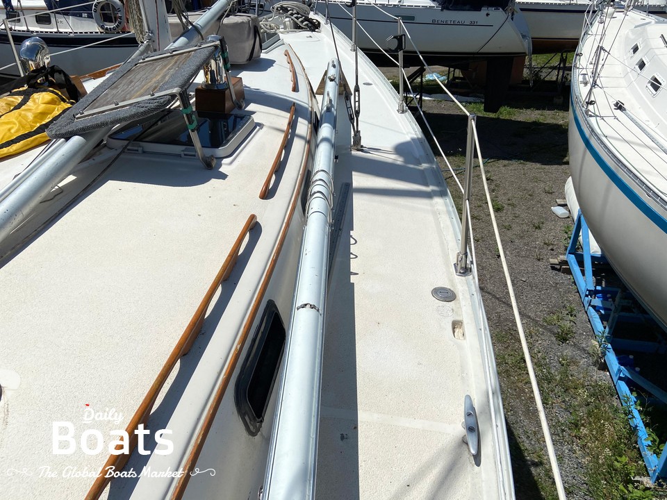 1982 Irwin Citation 40 for sale. View price, photos and Buy 1982 Irwin ...