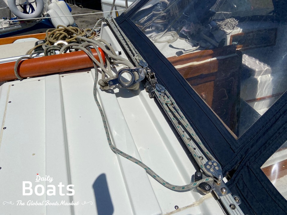 1982 Irwin Citation 40 for sale. View price, photos and Buy 1982 Irwin ...