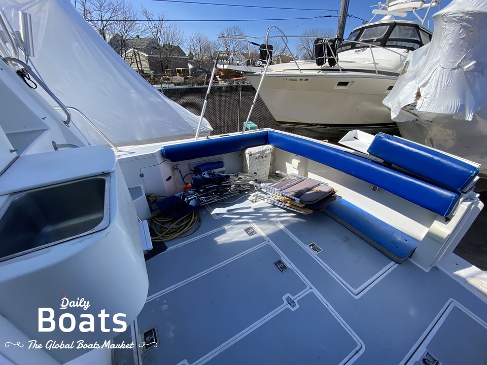1995 Albin 32 Plus 2 Command Bridge for sale. View price, photos and ...