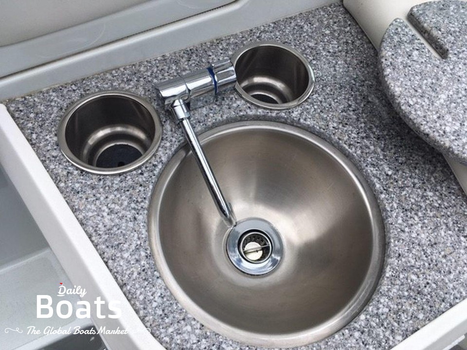 2008 Formula 27 Cruiser for sale. View price, photos and Buy 2008 ...