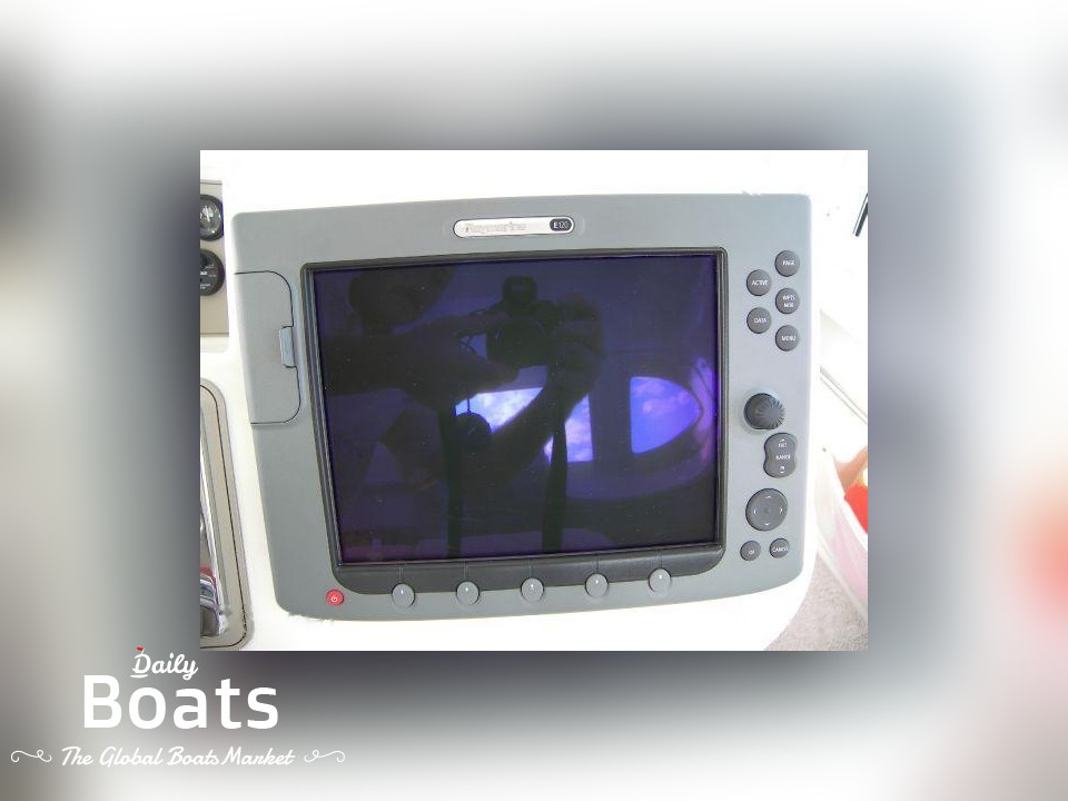 2000 Carver 456 Aft Cabin Motor Yacht for sale. View price, photos and ...