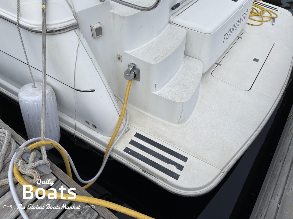 2000 Carver 456 Aft Cabin Motor Yacht à vendre. Voir le prix, les ...