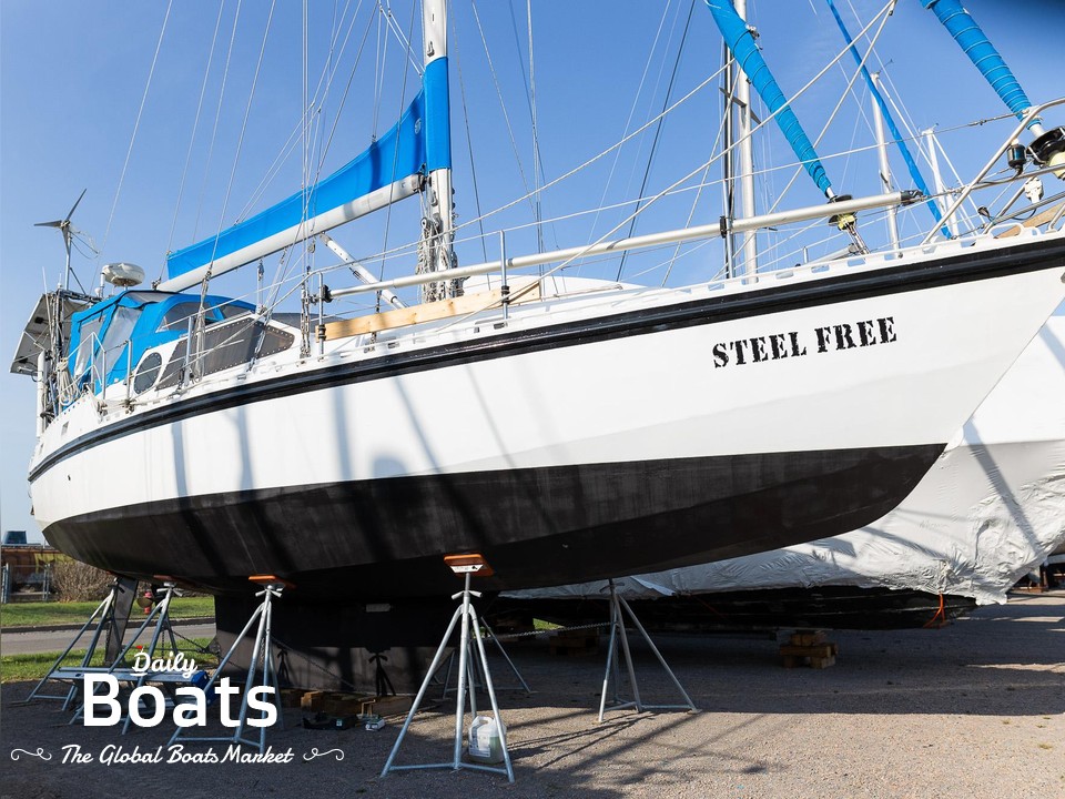 2004 Bruce Roberts 38 for sale. View price, photos and Buy 2004 Bruce ...