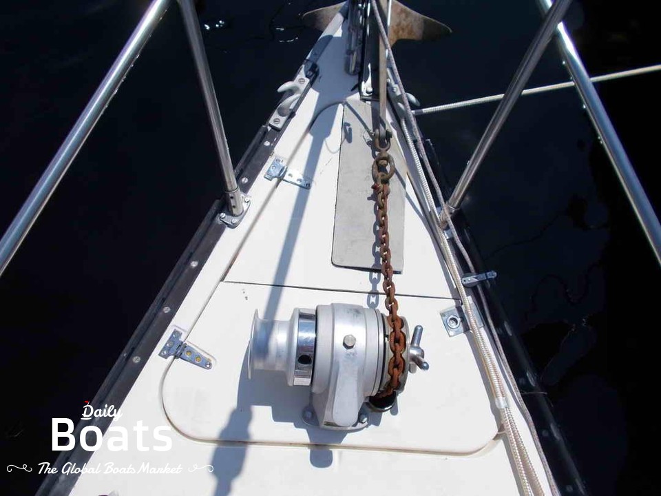 1981 Hughes Columbia 29 for sale. View price, photos and Buy 1981 ...