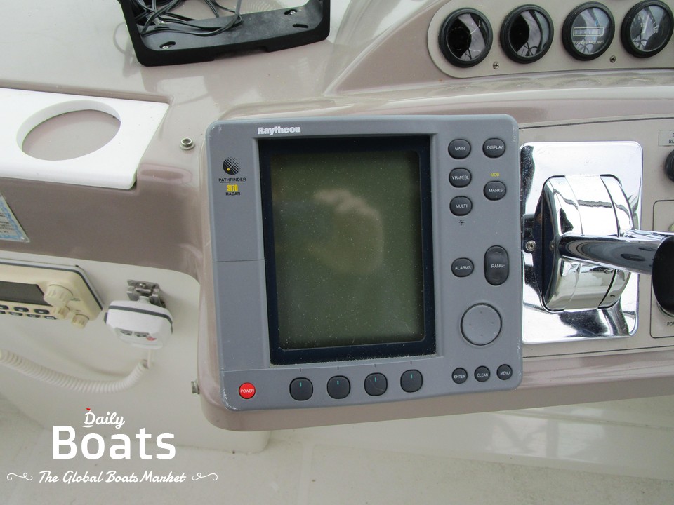 1997 Carver 350 Mariner for sale. View price, photos and Buy 1997 ...