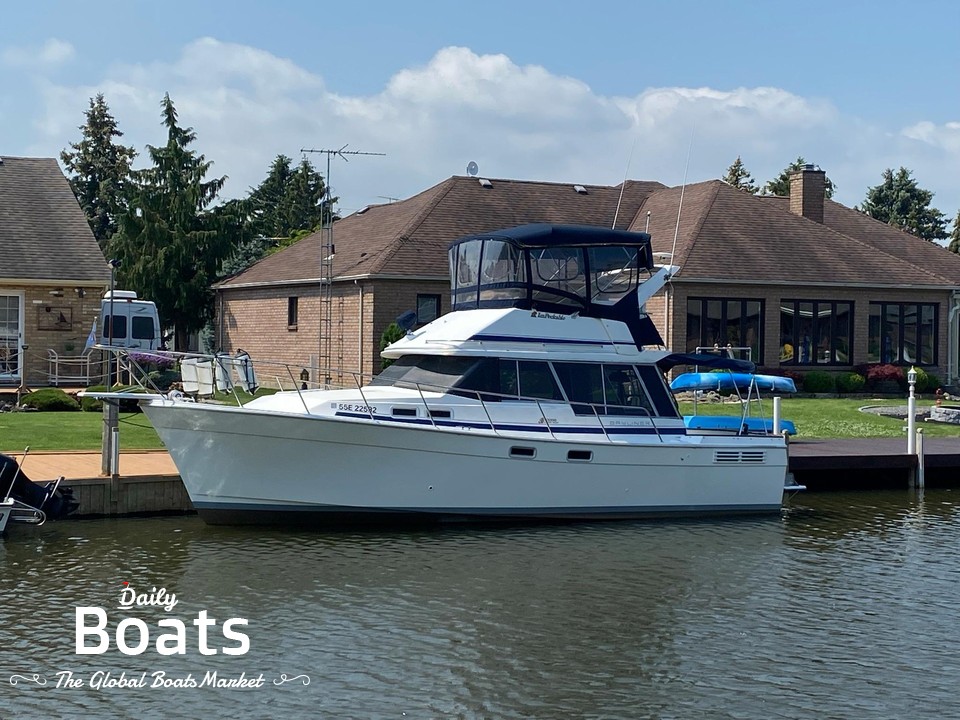 1989 Bayliner 3288 Motoryacht for sale. View price, photos and Buy 1989 ...