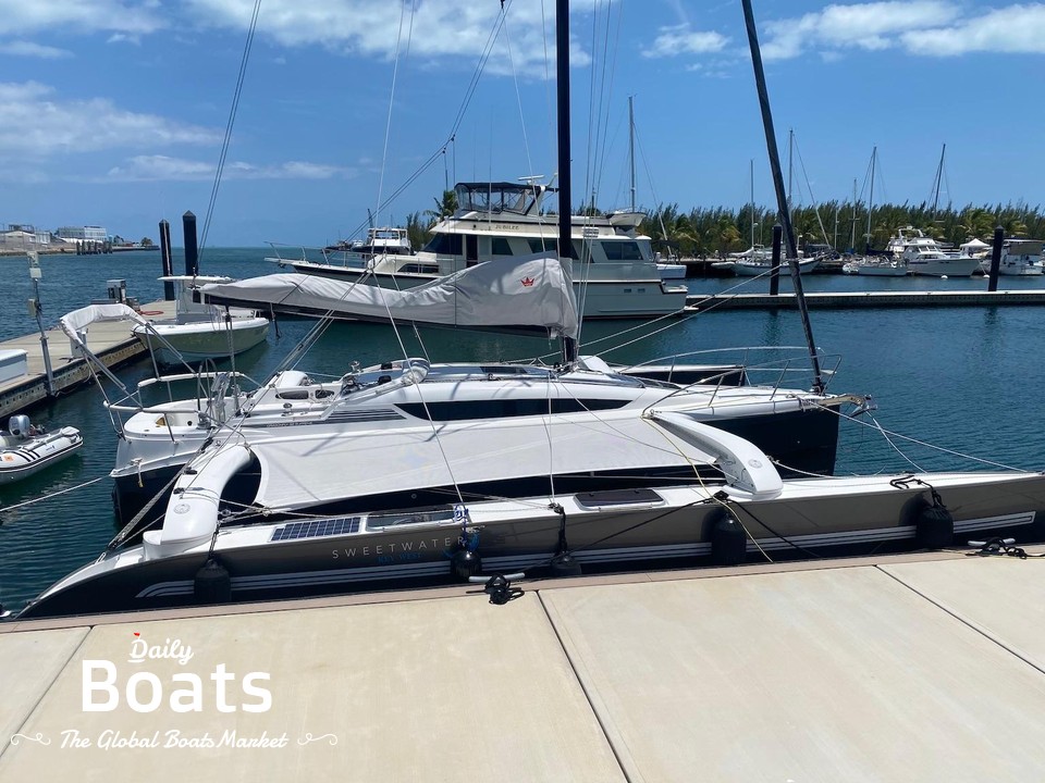 2016 Dragonfly 32 Supreme for sale. View price, photos and Buy 2016 ...