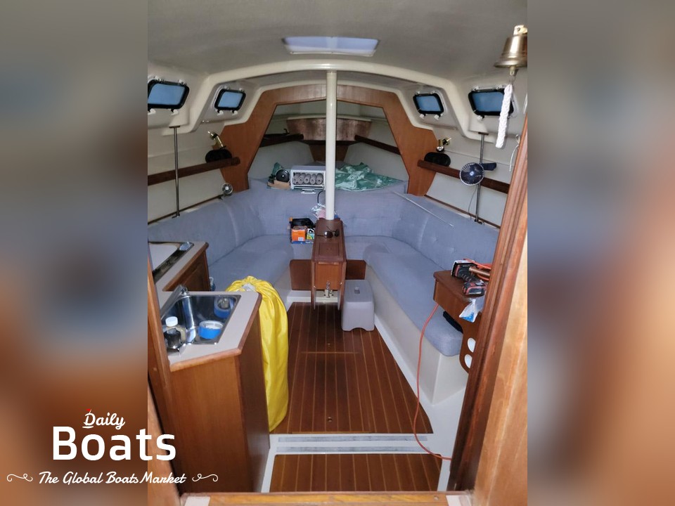 1991 Hunter 28 for sale. View price, photos and Buy 1991 Hunter 28 #280341