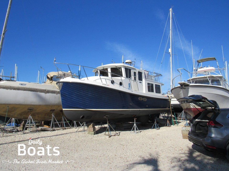 2002 American Tug Pilothouse Trawler 34 for sale. View price, photos ...