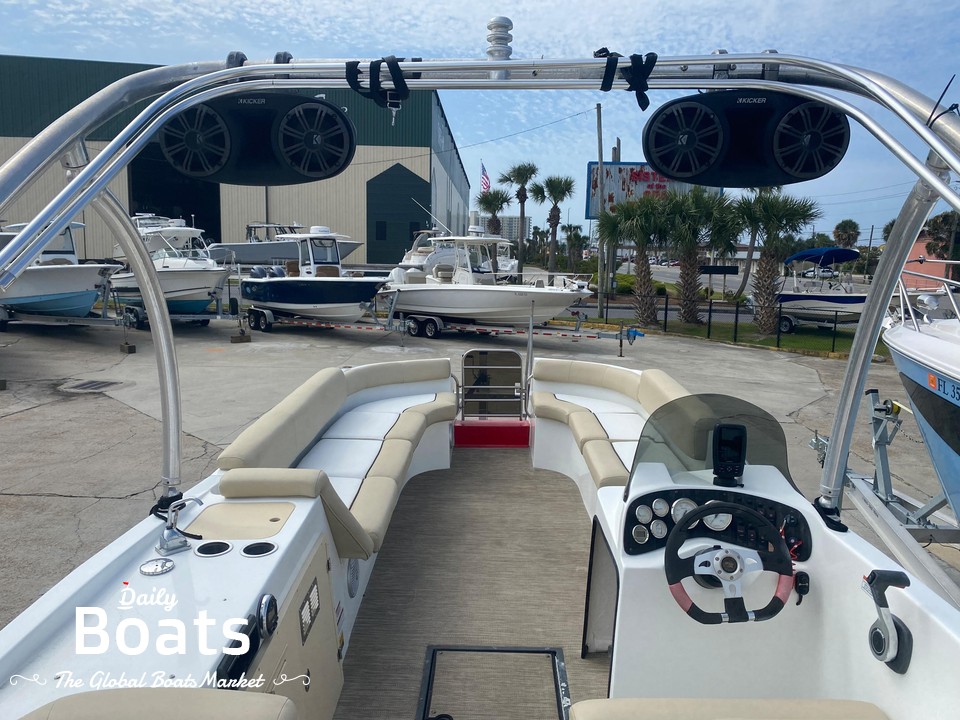 2016 Caravelle 246 Razor for sale. View price, photos and Buy 2016 ...