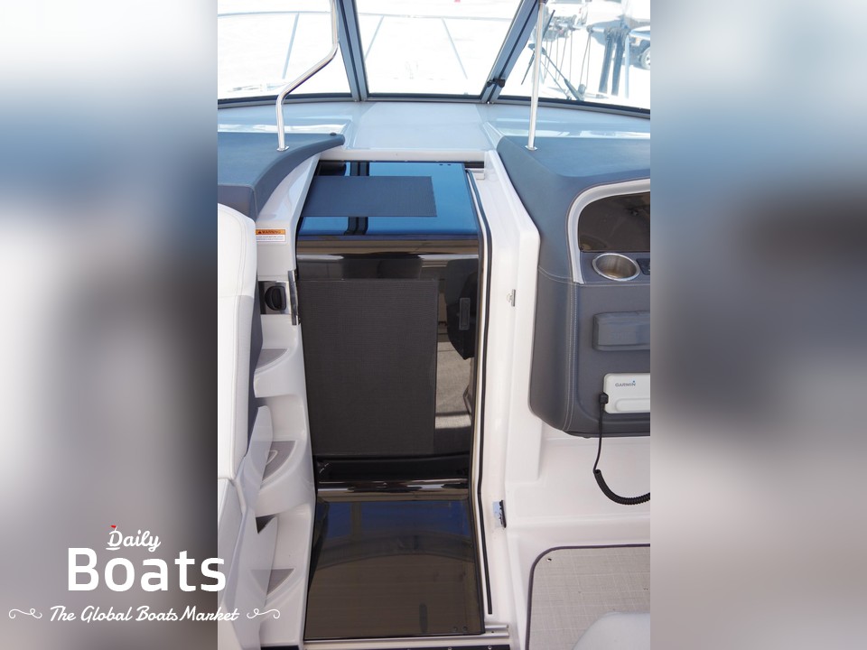 2020 Regal 33 Express for sale. View price, photos and Buy 2020 Regal ...