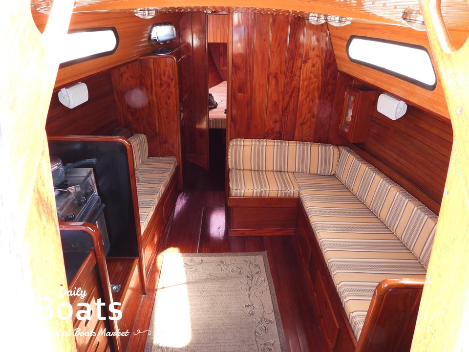 1977 Islander 32 for sale. View price, photos and Buy 1977 Islander 32 ...