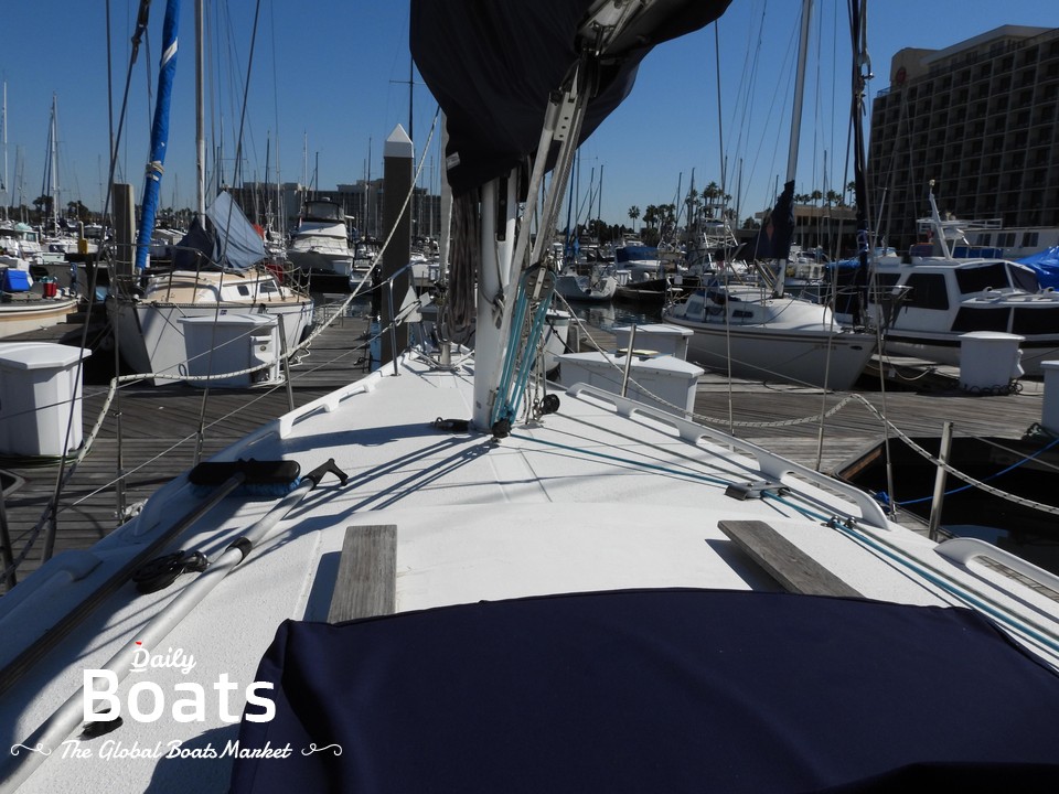 1977 Islander 32 for sale. View price, photos and Buy 1977 Islander 32 ...