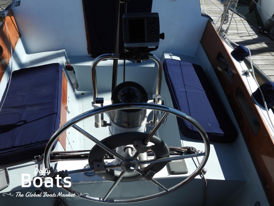 1977 Islander 32 for sale. View price, photos and Buy 1977 Islander 32 ...