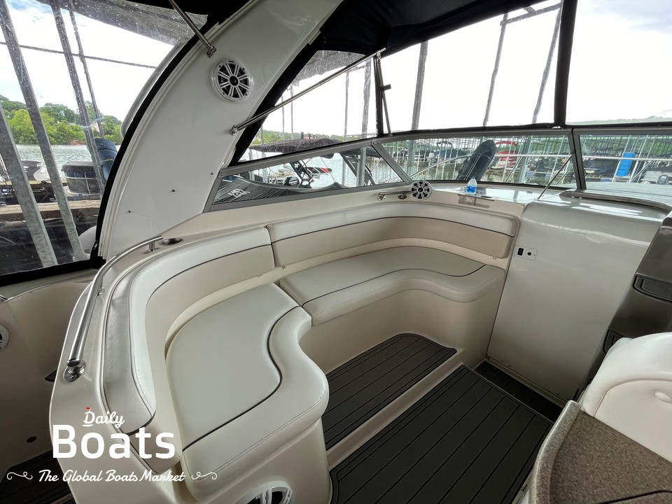 2006 Rinker 320 Express Cruiser for sale. View price, photos and Buy ...