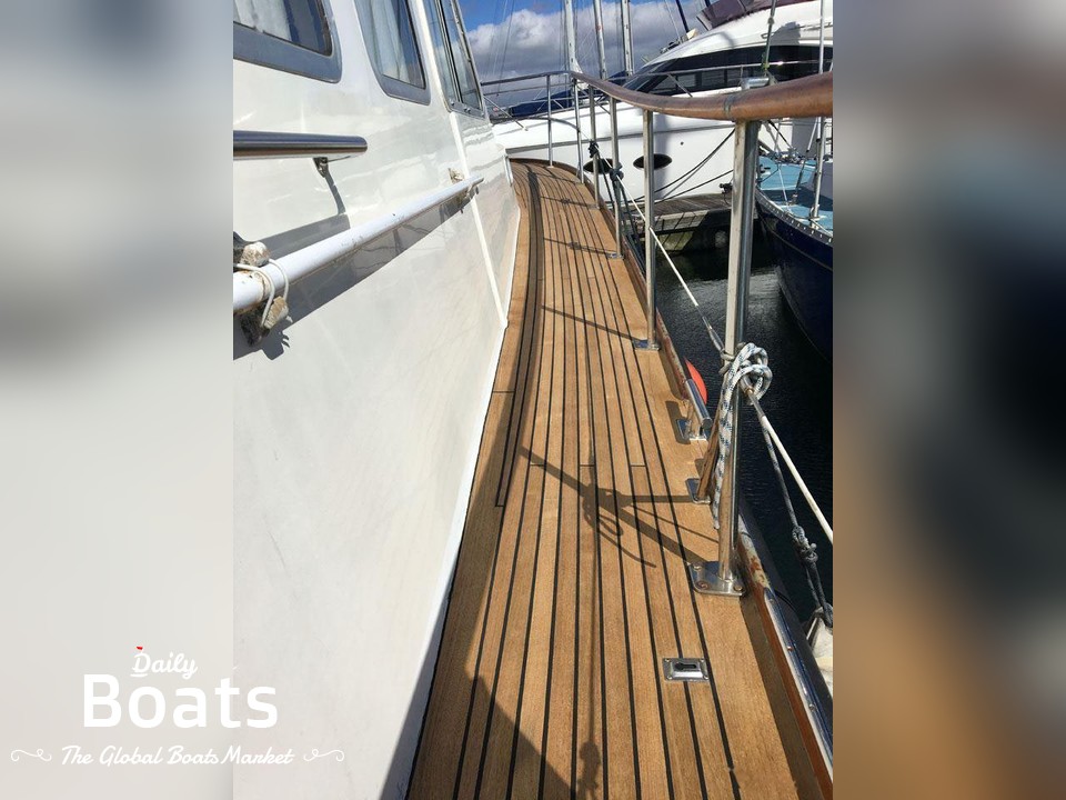 1987 Lochin 38 Motor Cruiser for sale. View price, photos and Buy 1987 ...